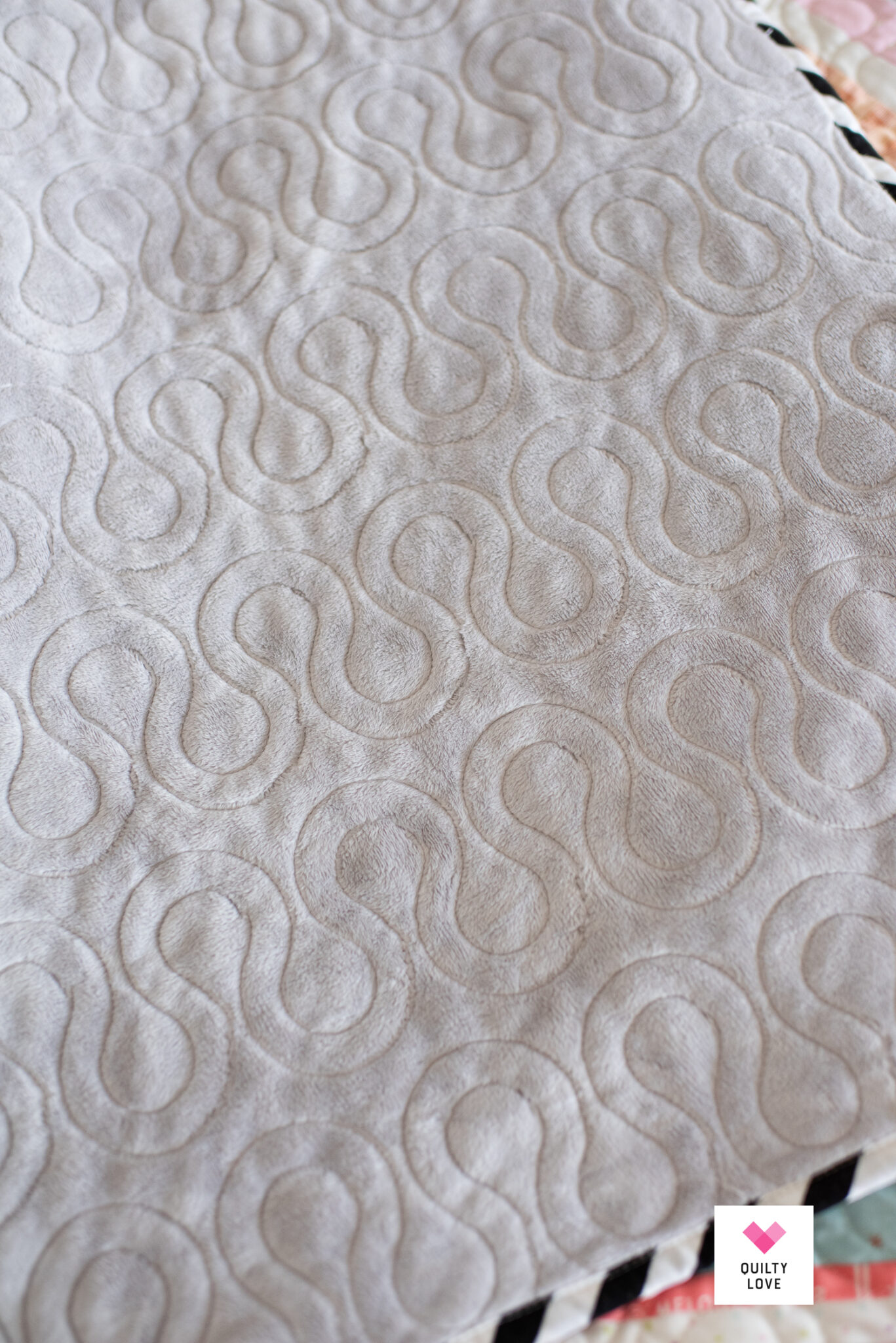 Pastel Scrappy String quilt - Quilty Love