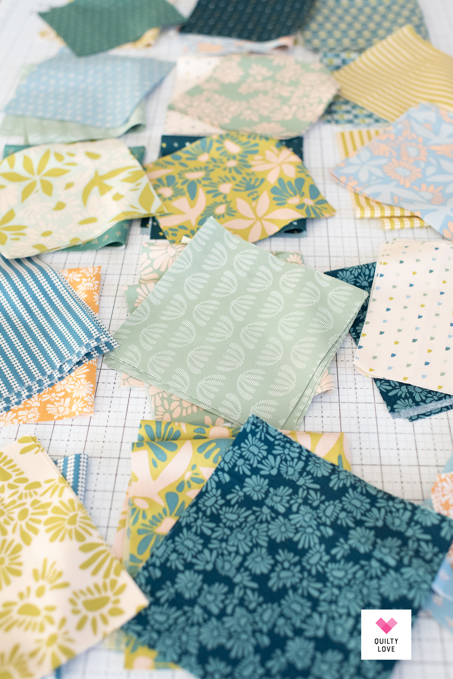 Art Gallery Fabrics Evolve Patchwork Flying Geese quilt - Quilty Love