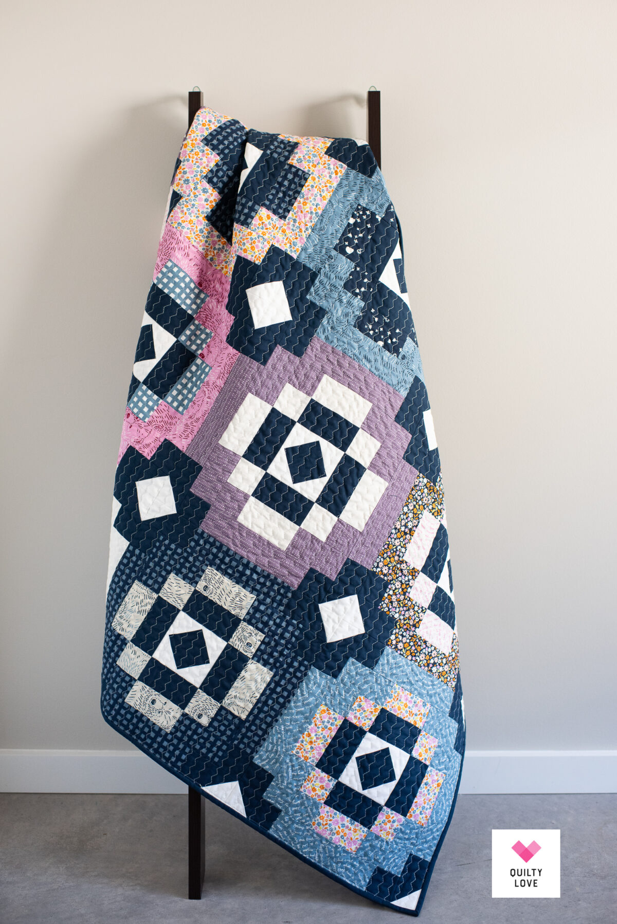 Fat Quarter friendly Southwest Sunshine Quilt - Quilty Love