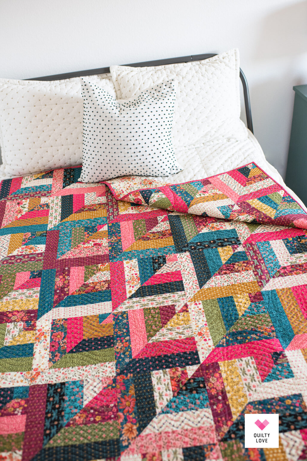 Sagewood Fabrics Lucky Log Cabins quilt - Quilty Love