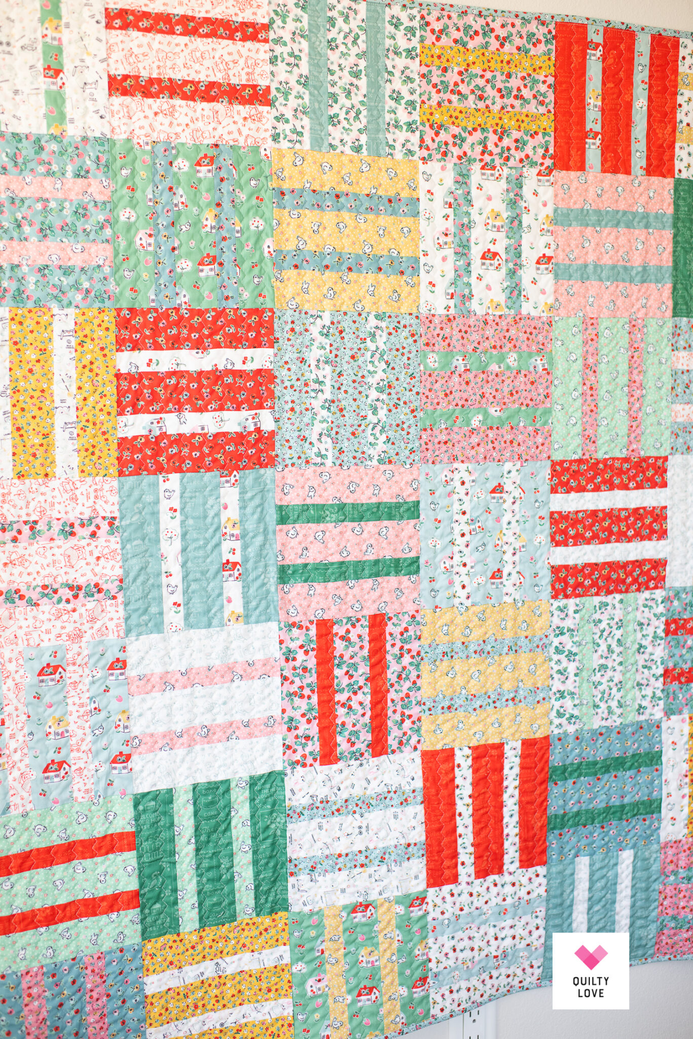 Poppie Cotton Home Sweet Home Cake Dash Quilt - Quilty Love