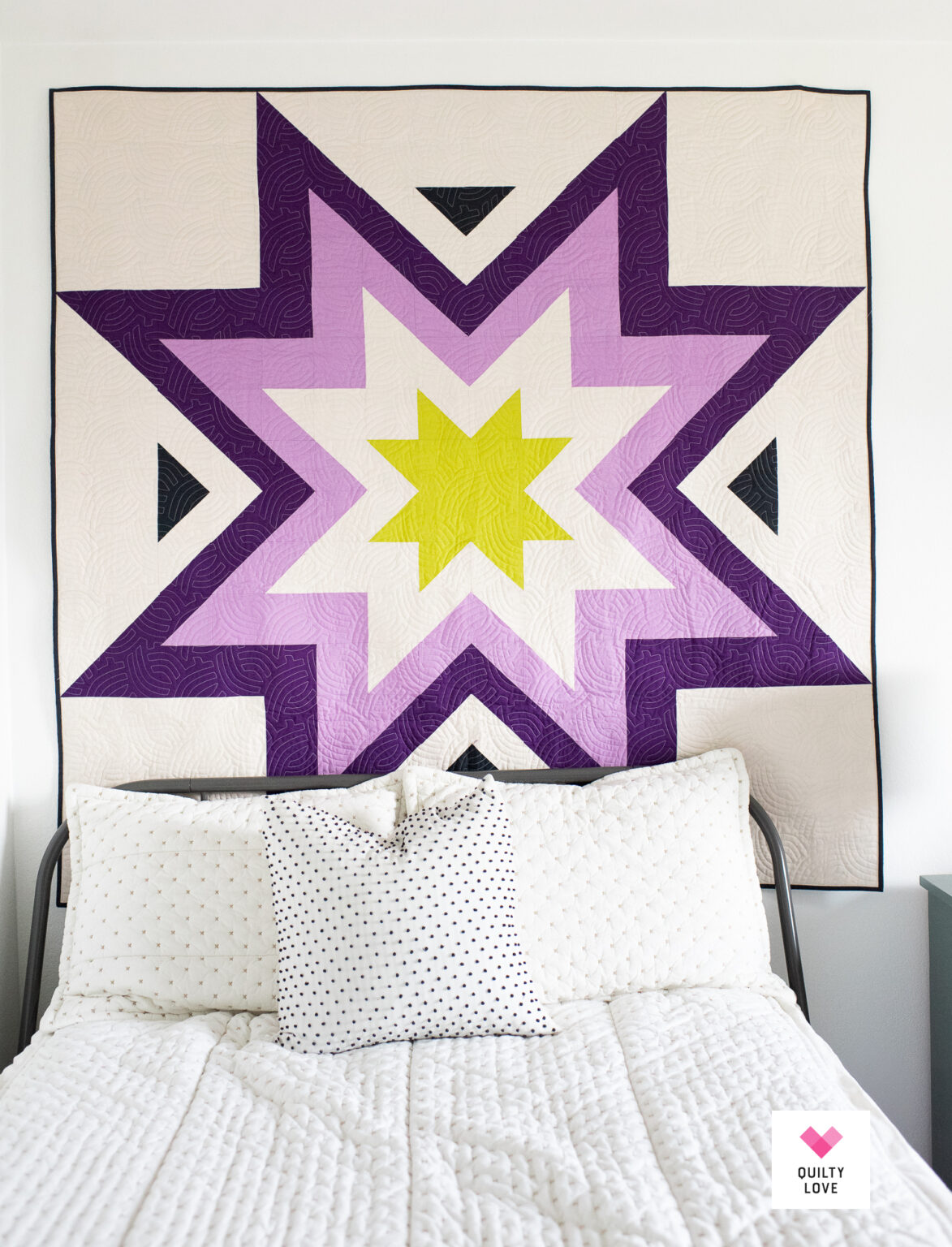 2025 Kona Color of the Year Expanding Stars Quilt - Quilty Love