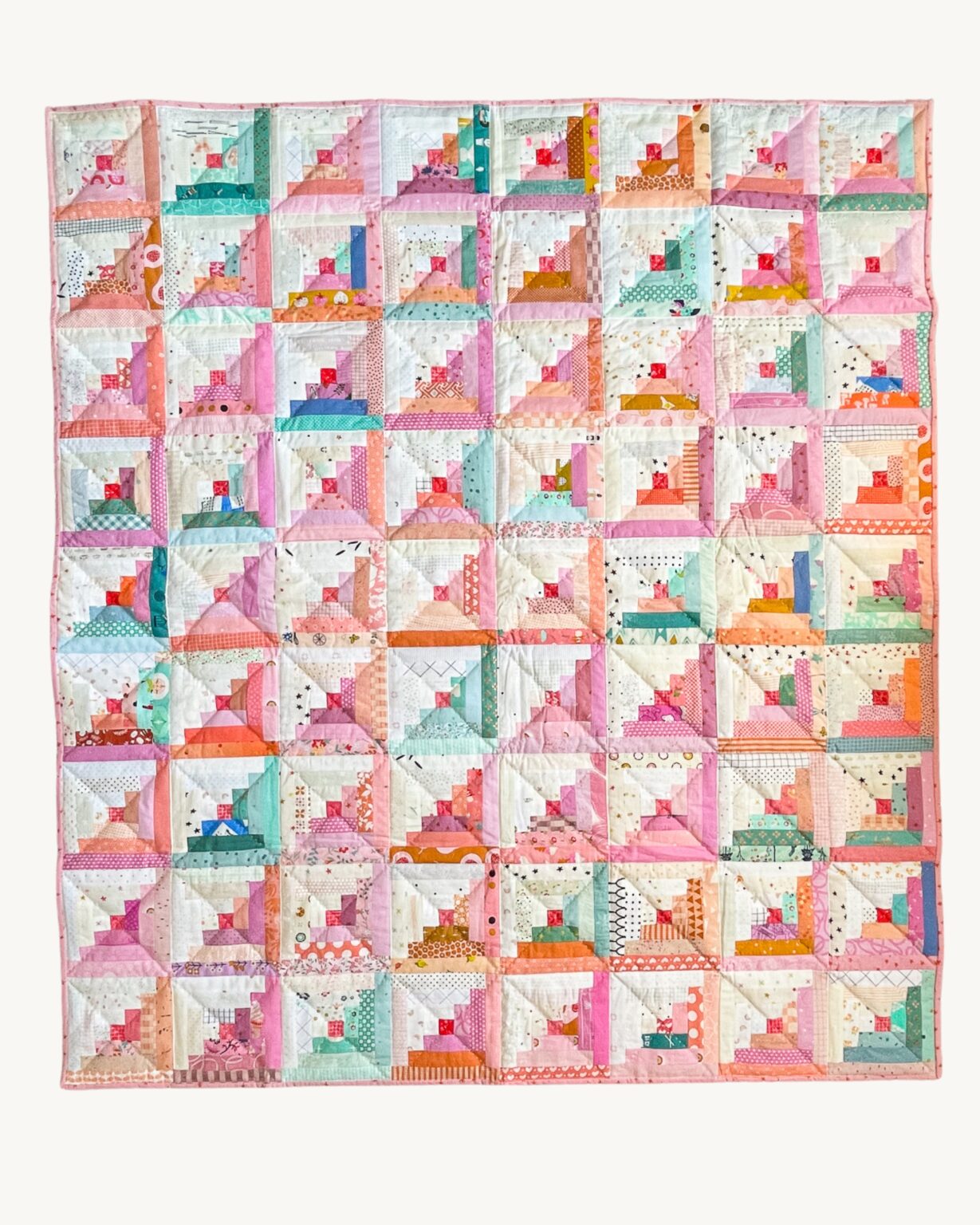 Scrap Stash Log Cabin quilt - free download - Quilty Love