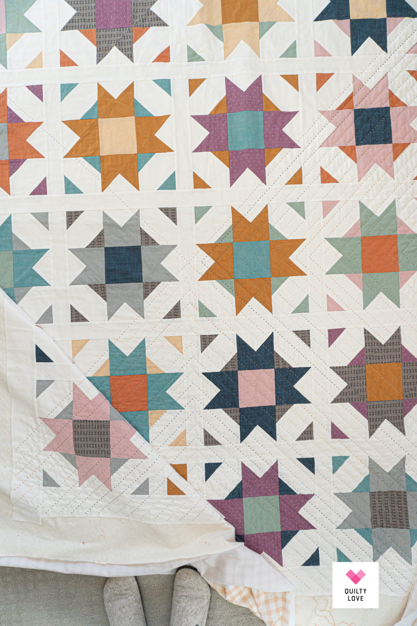 The Wildflower Wovens Compass Star quilt - Quilty Love