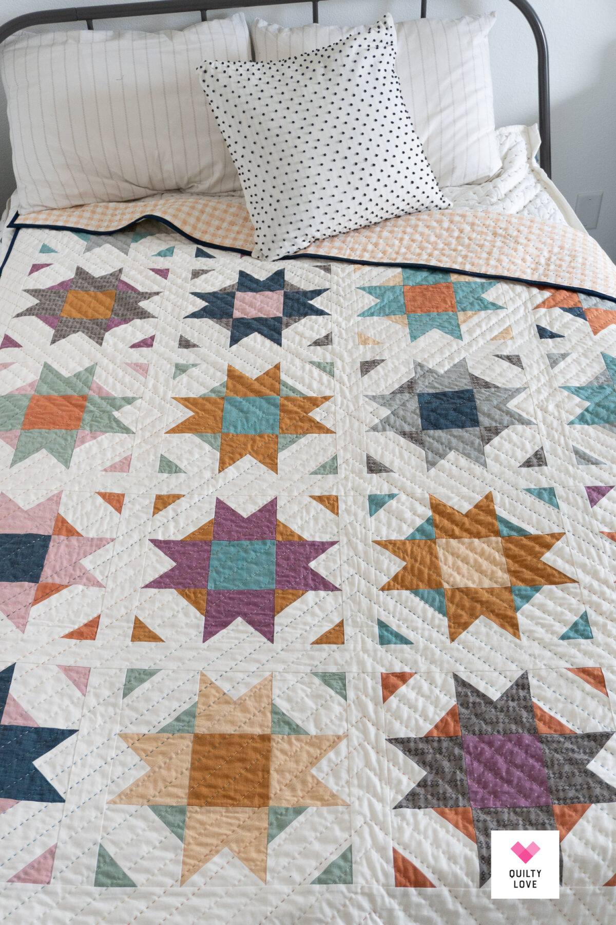 The Wildflower Wovens Compass Star quilt - Quilty Love